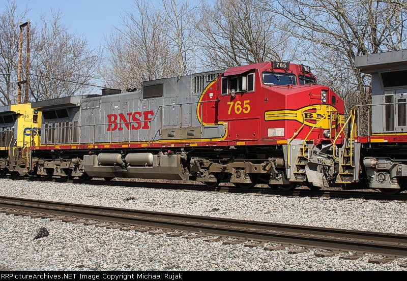 BNSF 765